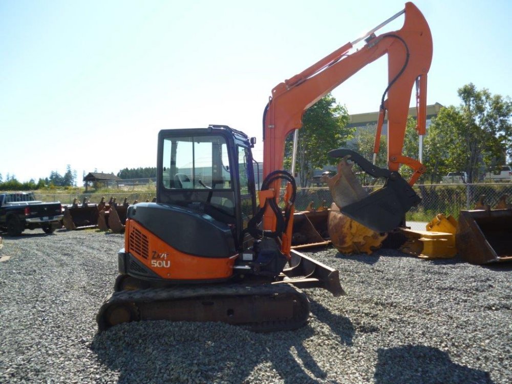 Hitachi ZX50-3 Excavator - V.I. Equipment